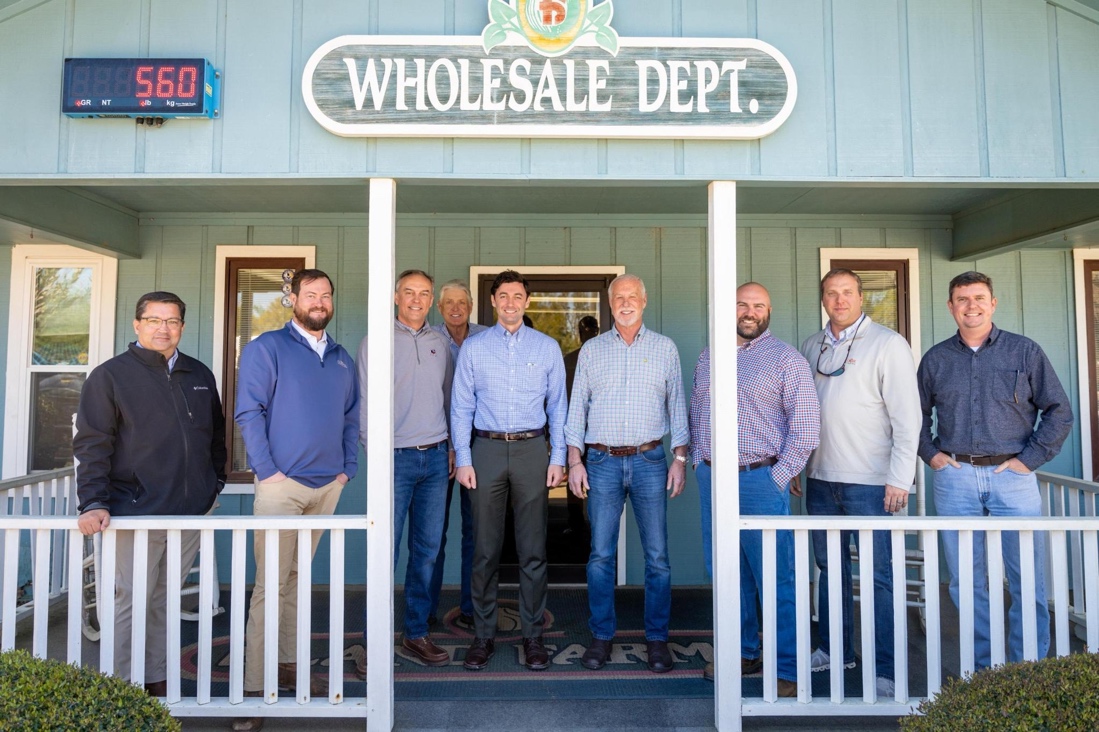 PHOTOS: Sen. Ossoff Working to Strengthen Georgia’s Onion Industry – U ... PHOTOS: Sen. Ossoff Working to Strengthen Georgia’s Onion Industry – U ...