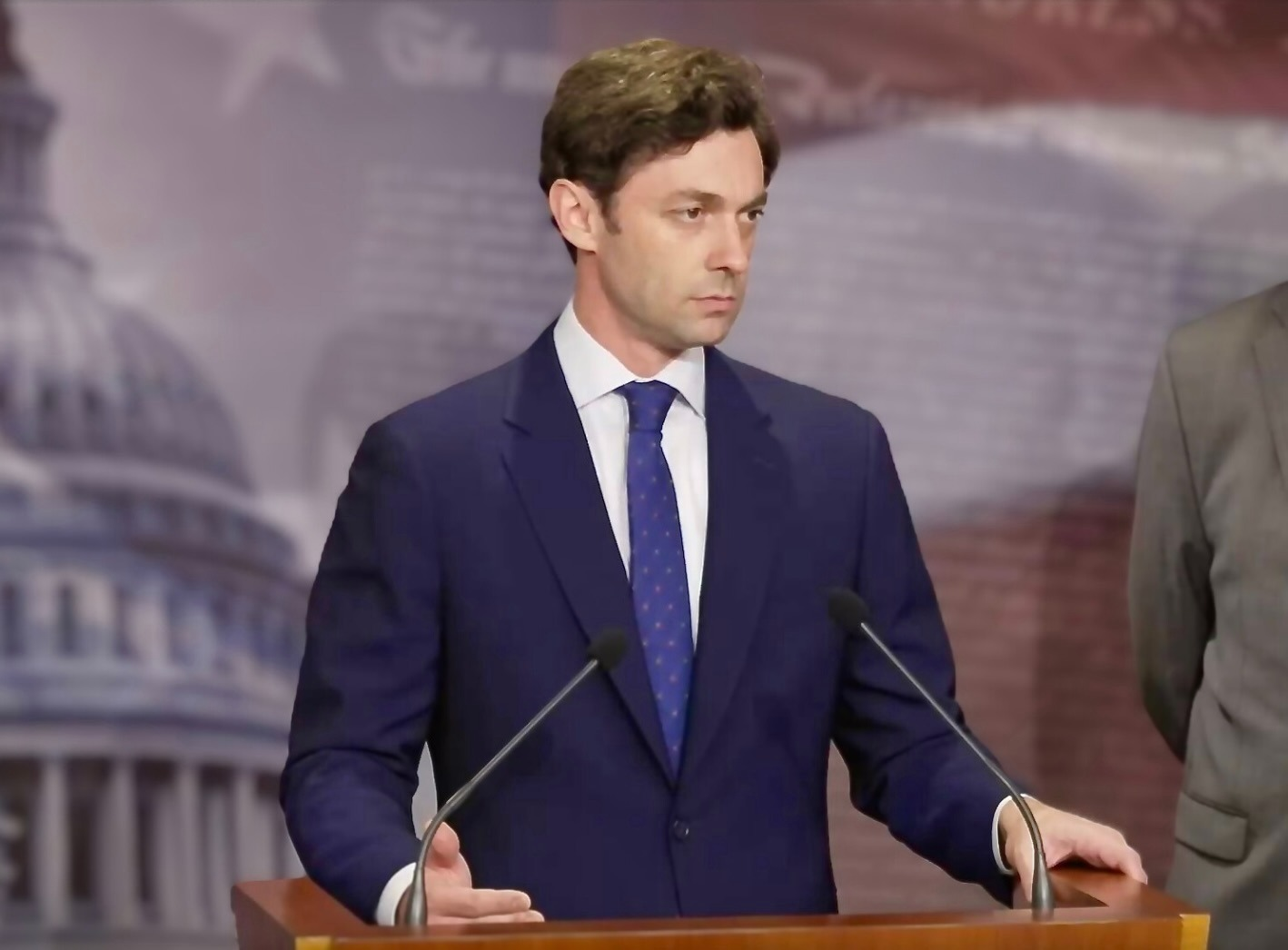NEWS: Sen. Ossoff Announces Bipartisan Progress to Ban Congressional ...